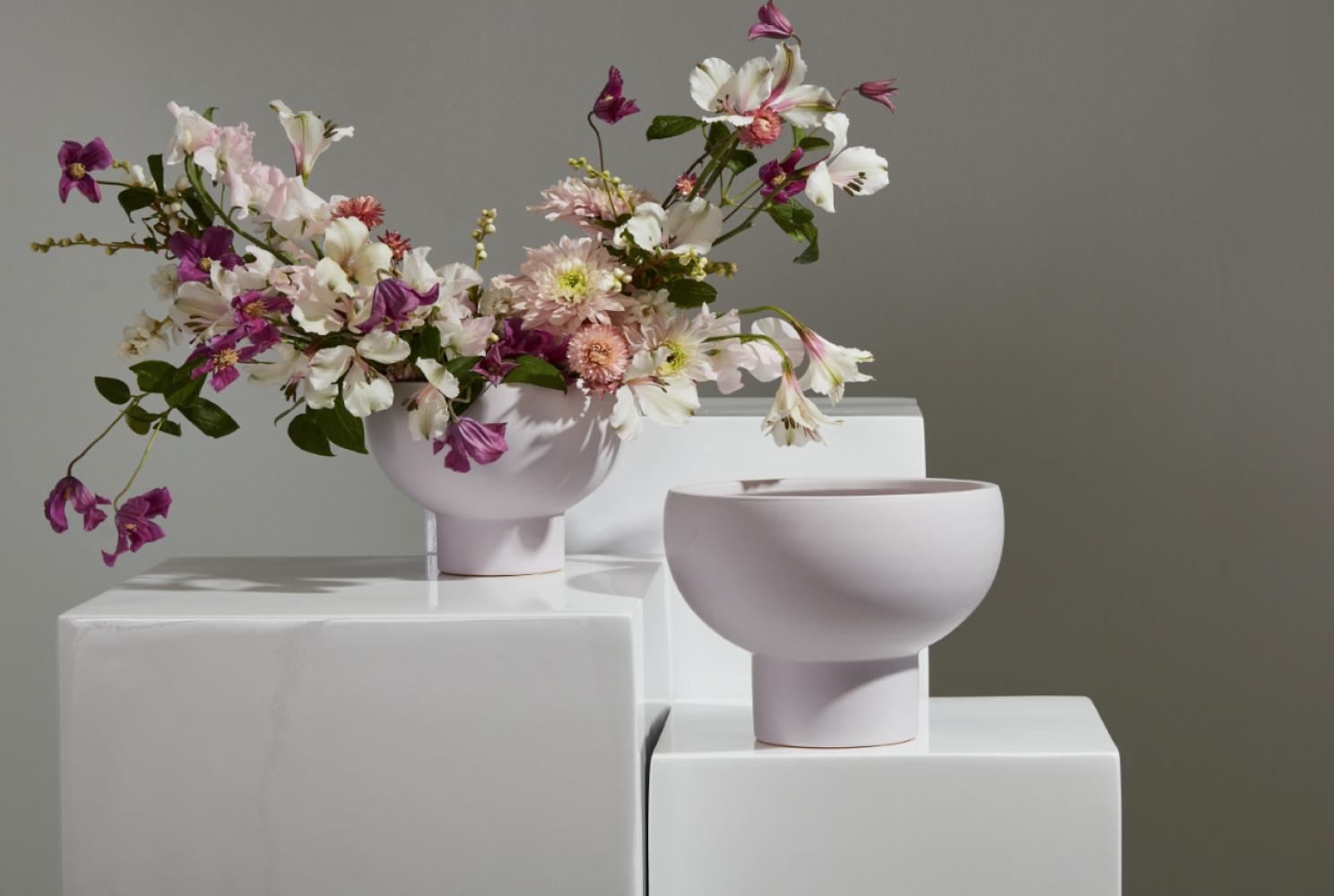 Wholesale Flowers, Supplies & Giftware | Hofland